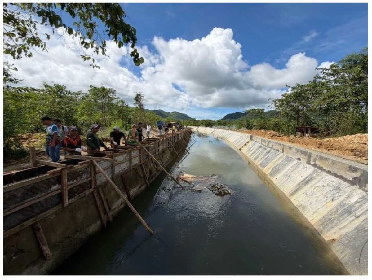 Palso a completion report ti proyekto iti Siargao, imbutaktak ni Dizon ...